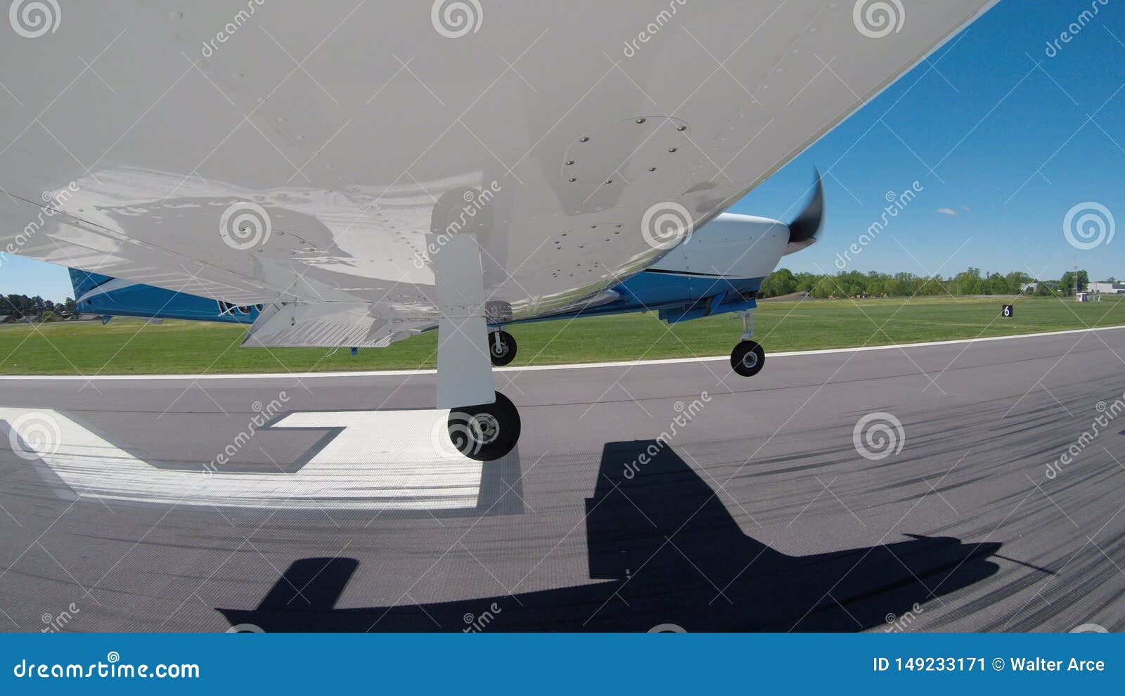 General Aviation Aircraft on a Normal Flight Stock Image - Image of ...