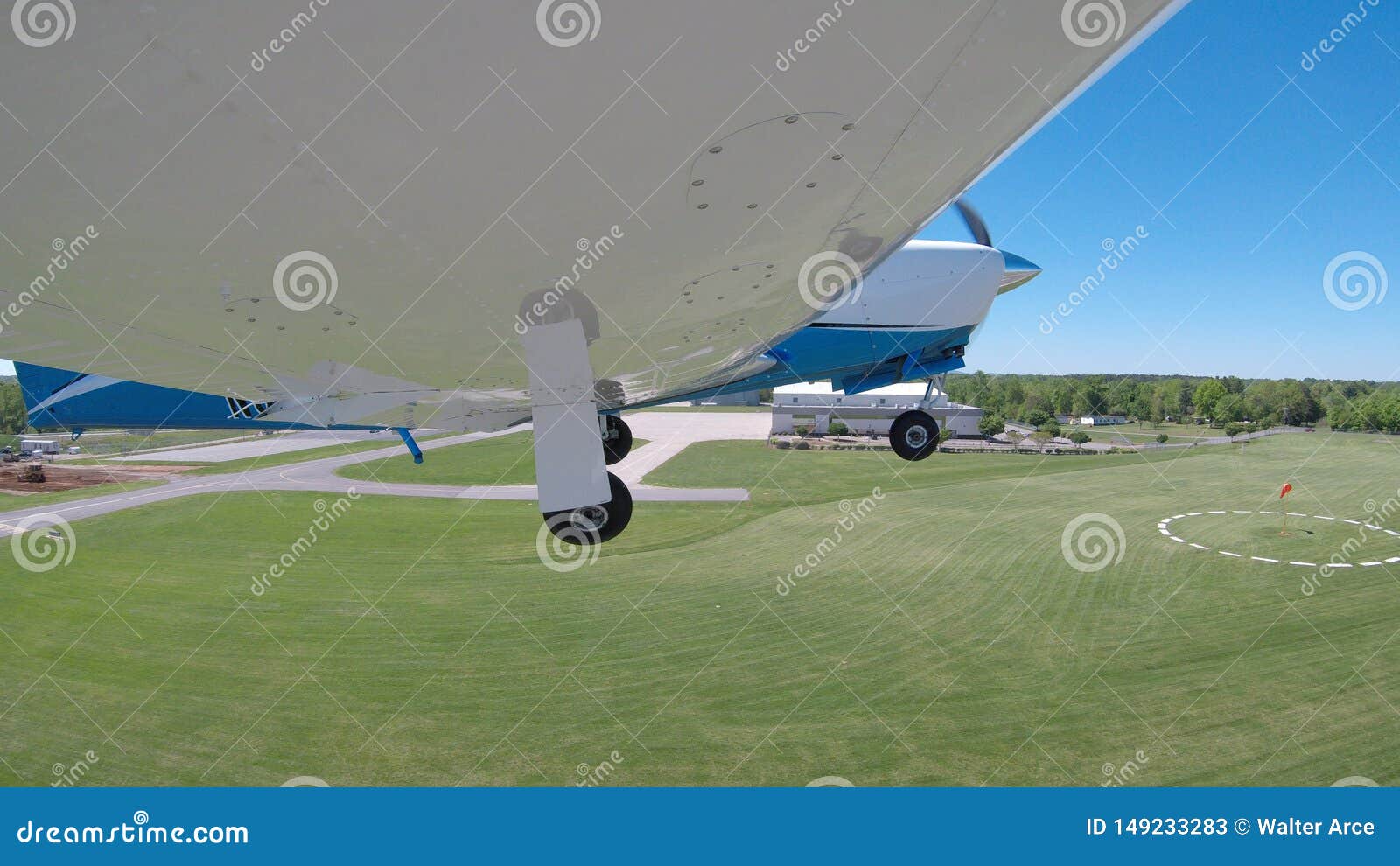 General Aviation Aircraft on a Normal Flight Stock Image - Image of ...