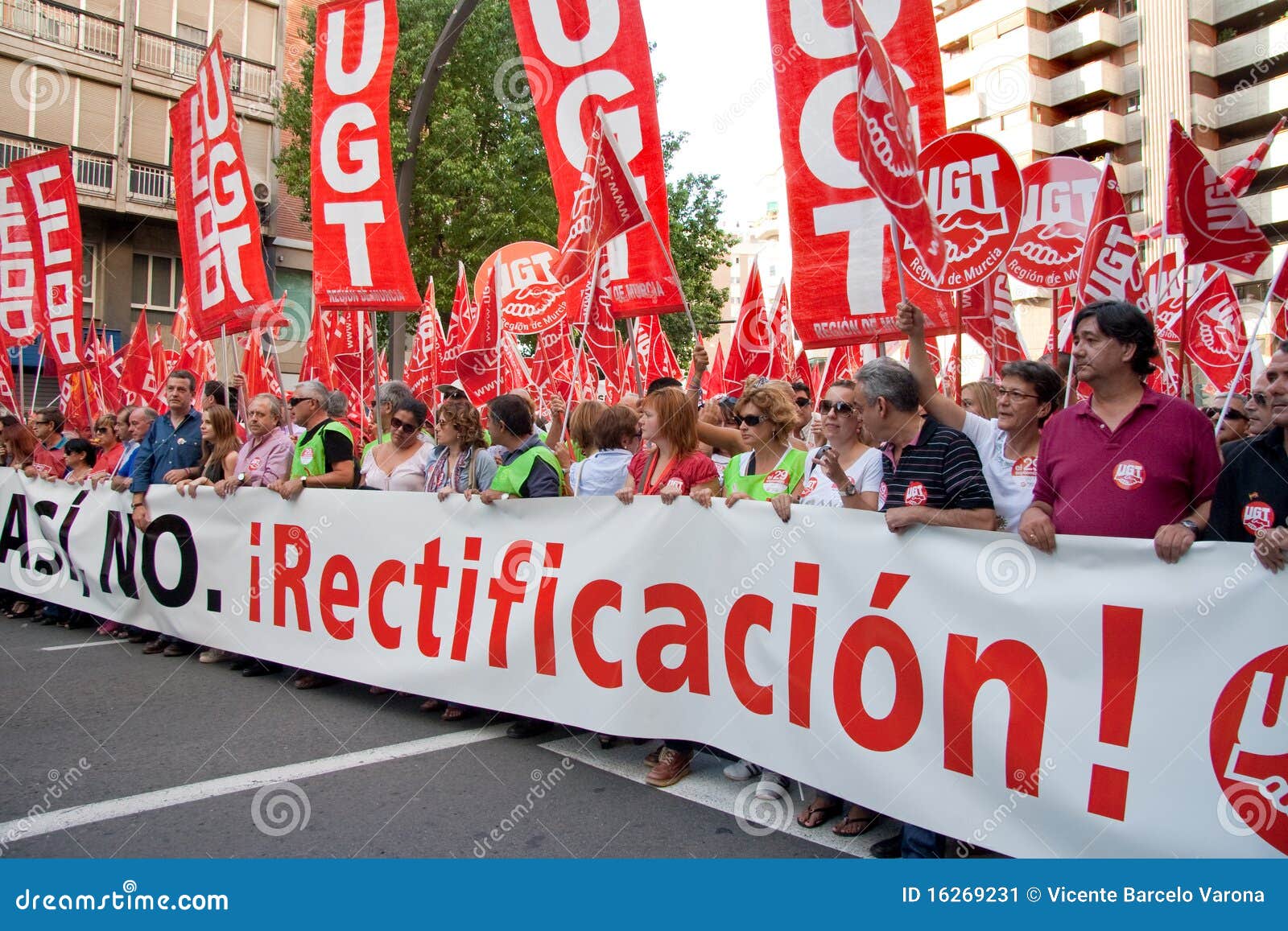 General strike in Spain editorial photo. Image of crippling - 16269231