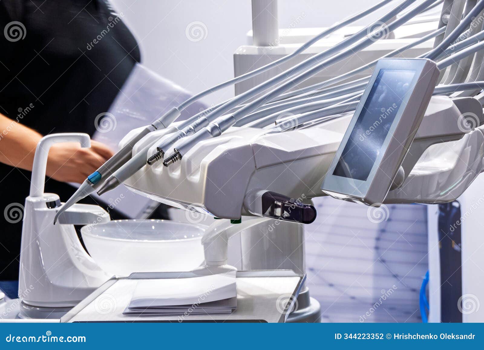 Height Adjustable Dental Handpiece Holders with Touchscreen Monitor ...