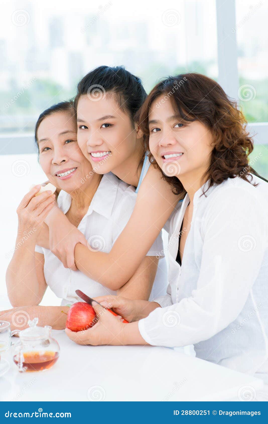 Generations of an Asian Family Stock Image - Image of girl, apple: 28800251