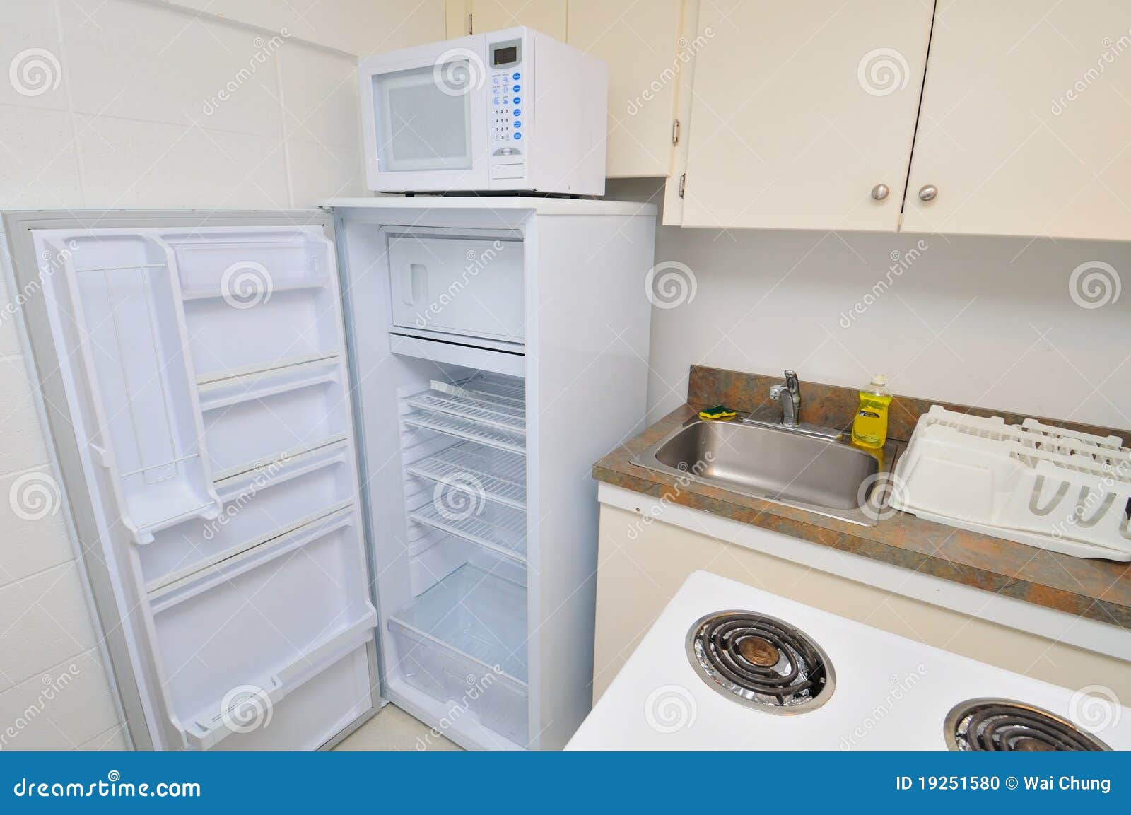 Generic clean kitchen stock photo. Image of modern, kitchen - 19251580