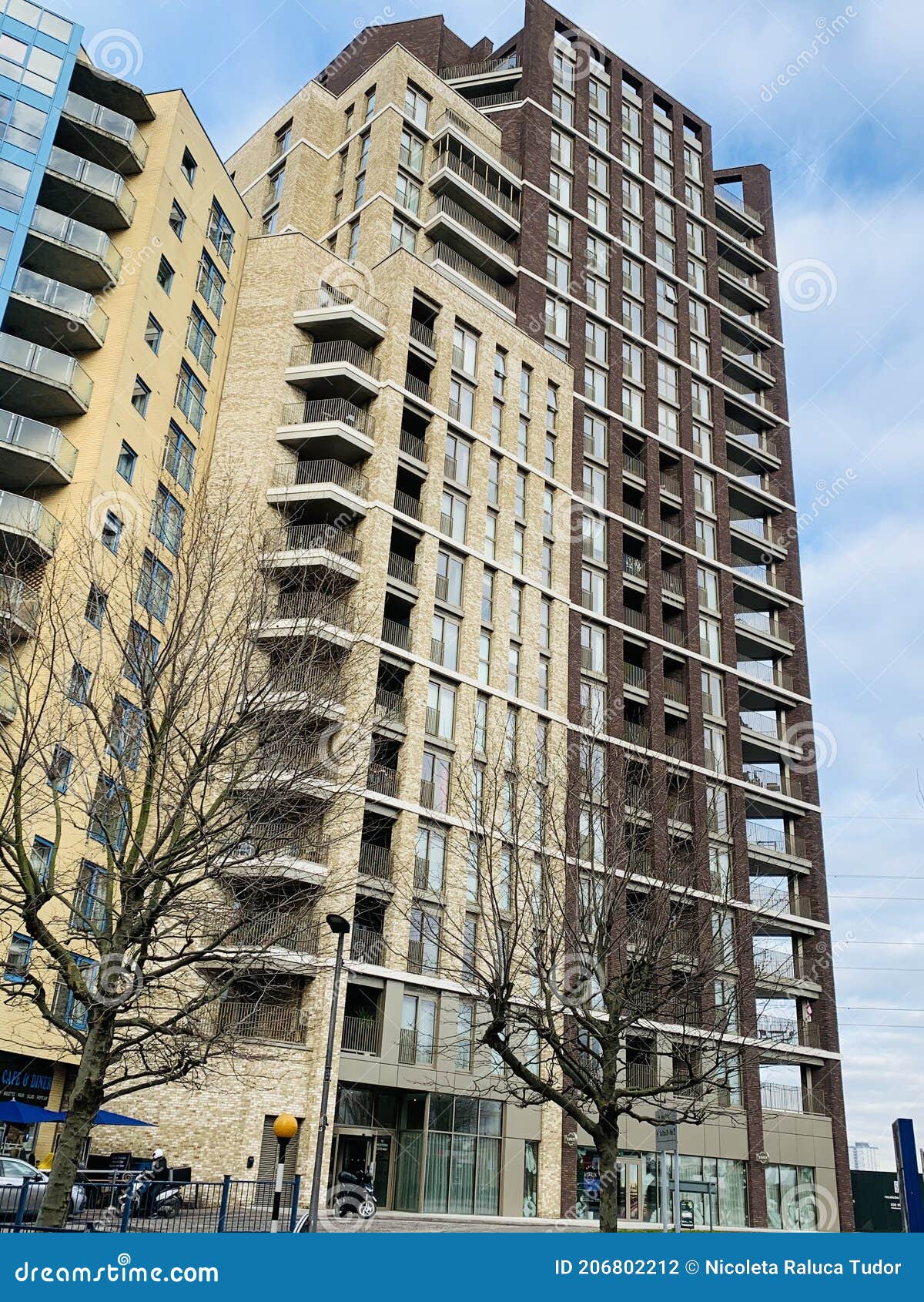 Generic Modern Architecture Conceptual Image in London England 2021 ...