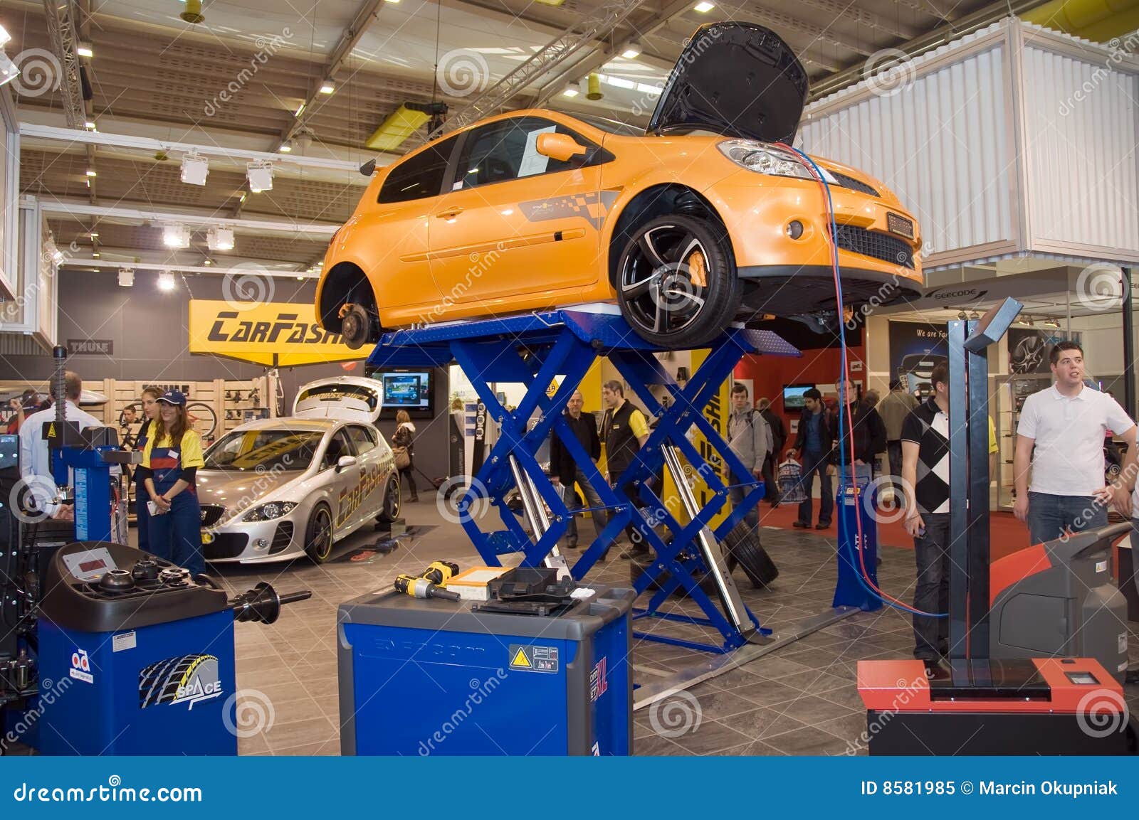 Geneva Motor Show 2009 - Car on Raiser Editorial Image - Image of ...