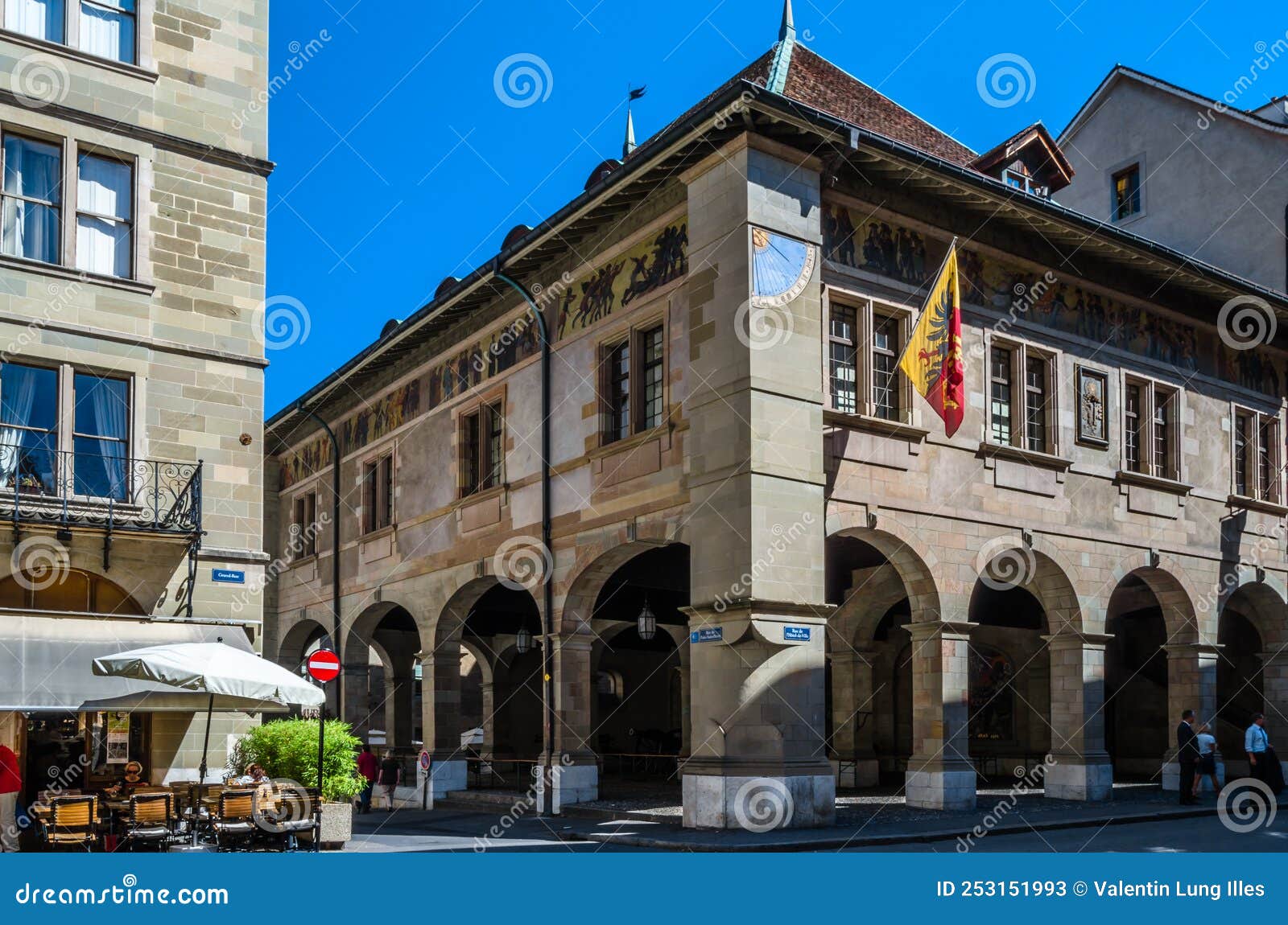 Architecture in the Old Town of Geneva, Switzerland Editorial Stock ...