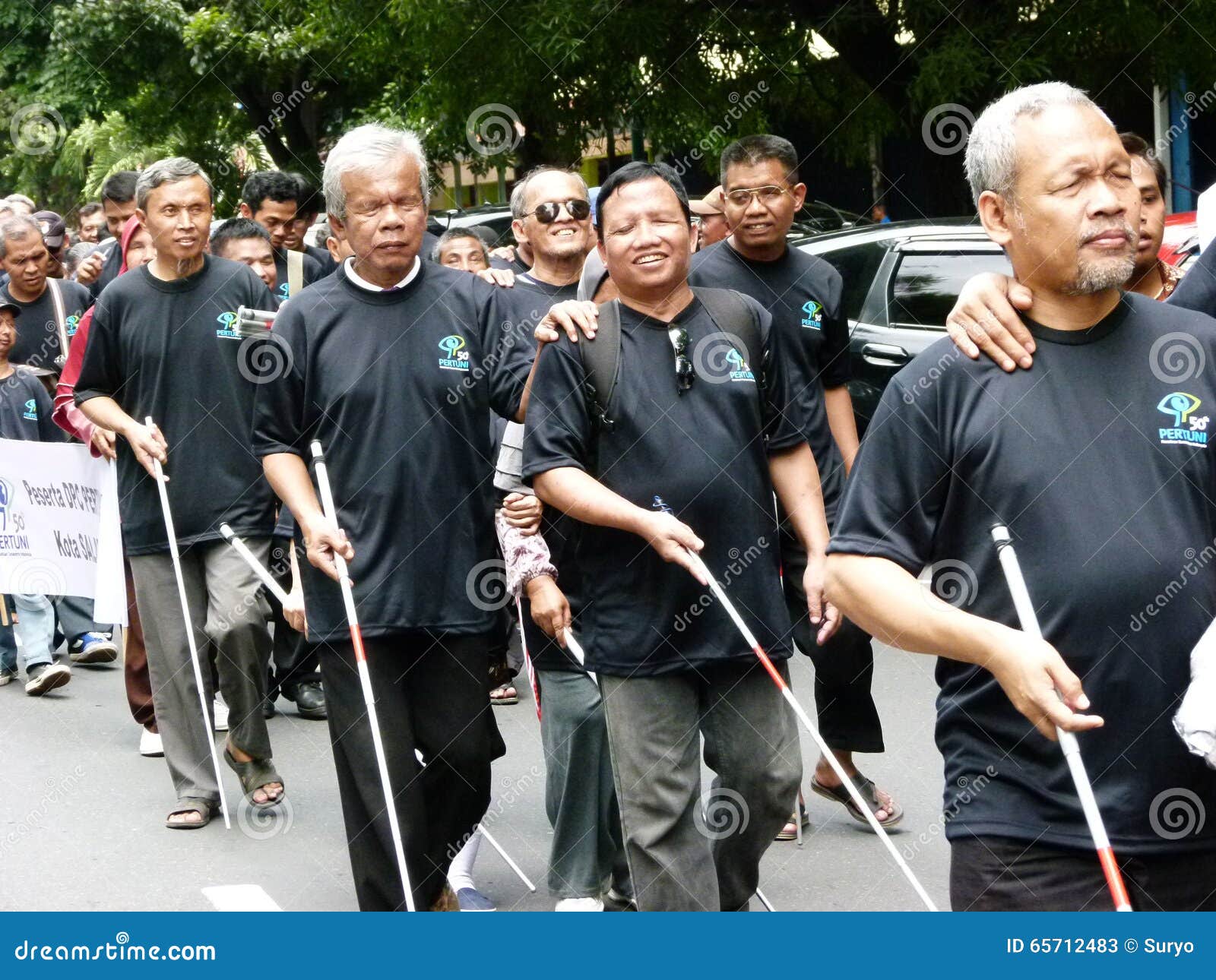 Gens borgnes photo stock éditorial. Image du ville, indonésie - 65712483