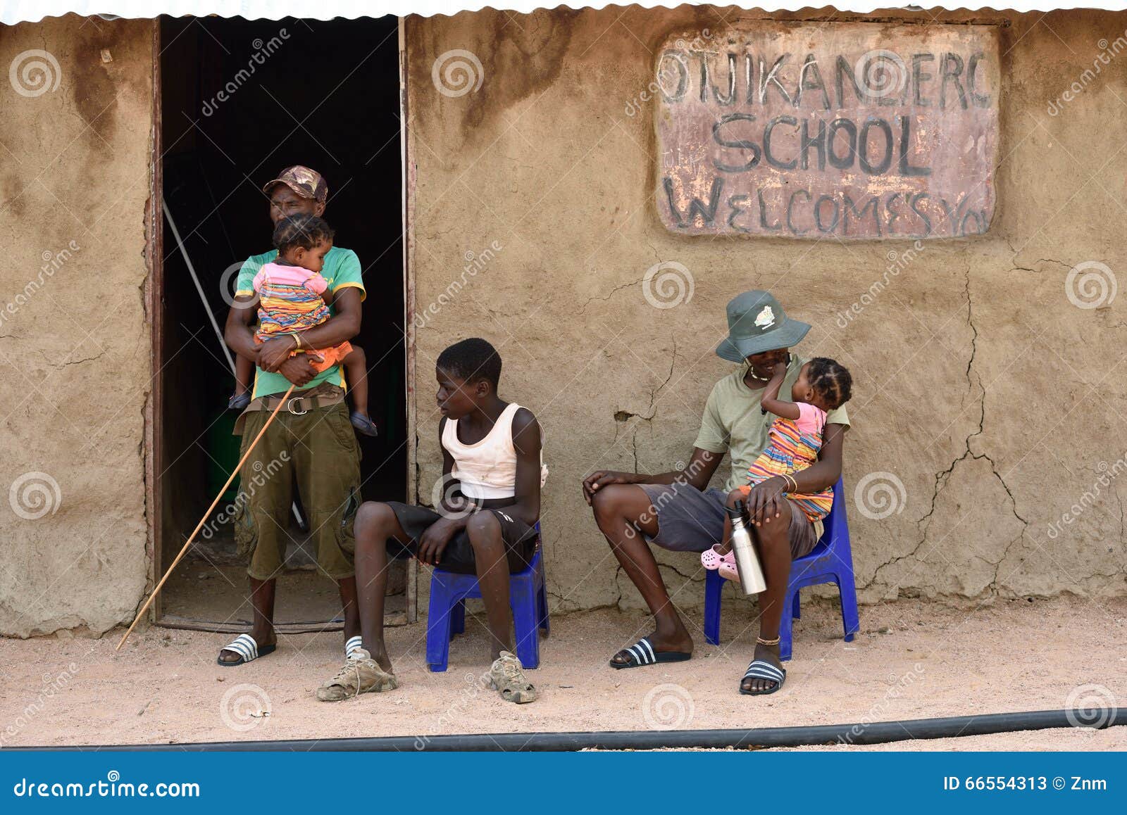 Gente de Himba, Namibia foto de archivo editorial. Imagen de auténtico ...