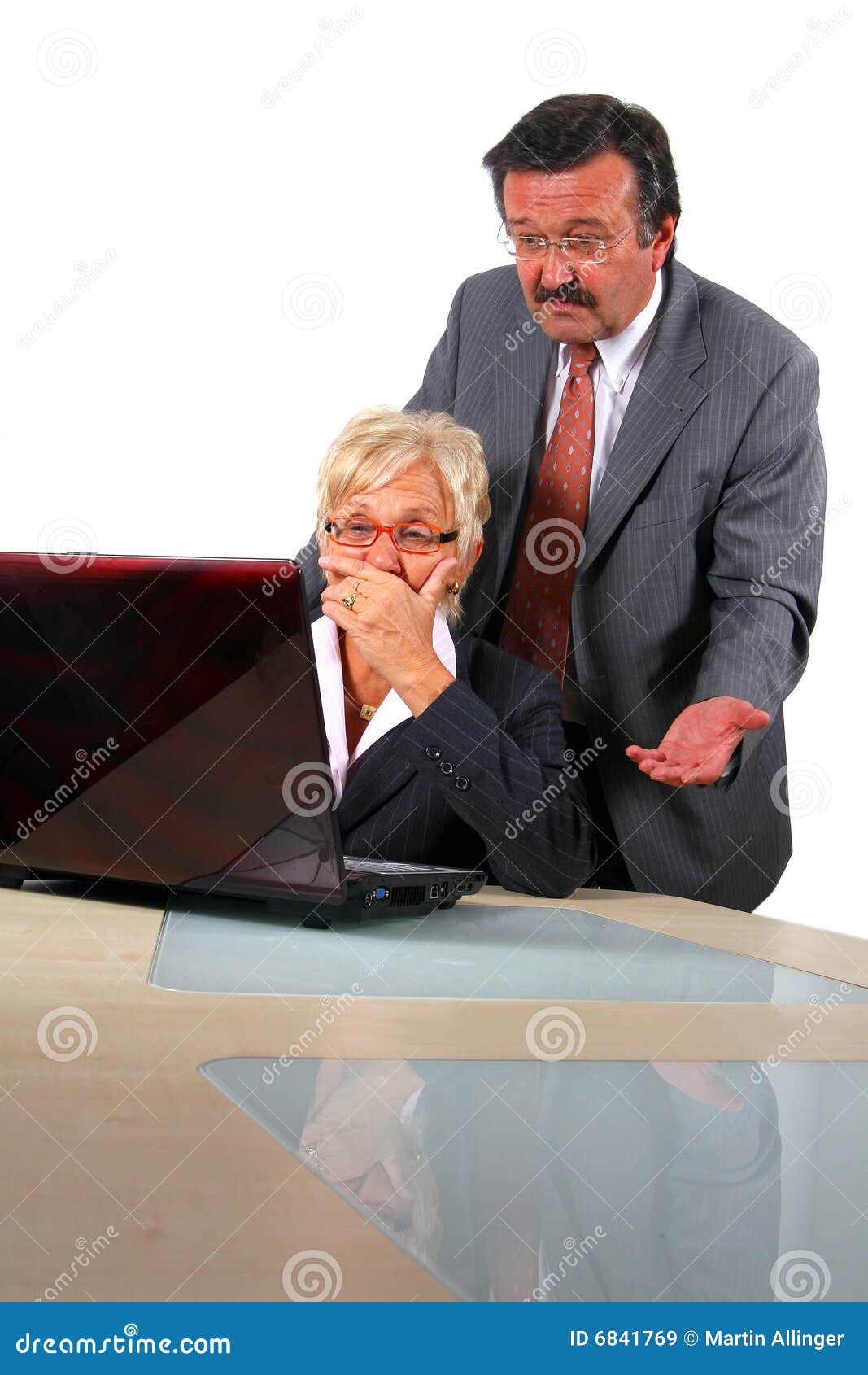 Gente Di Affari Maggiore Davanti Al Computer Portatile Immagine Stock ...