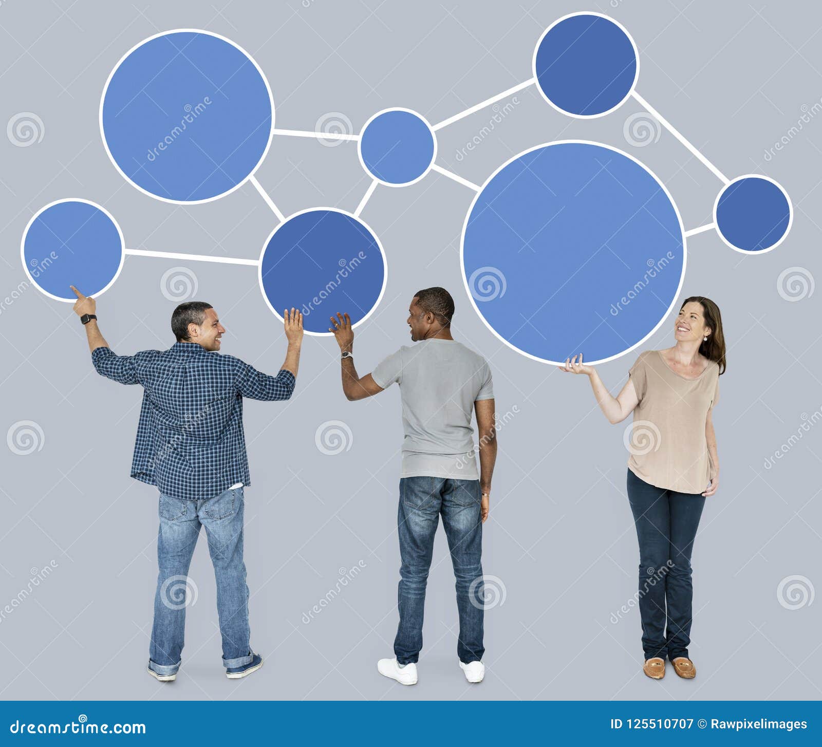 Gente Diversa Que Lleva a Cabo Iconos Redondos Azules Imagen de archivo ...