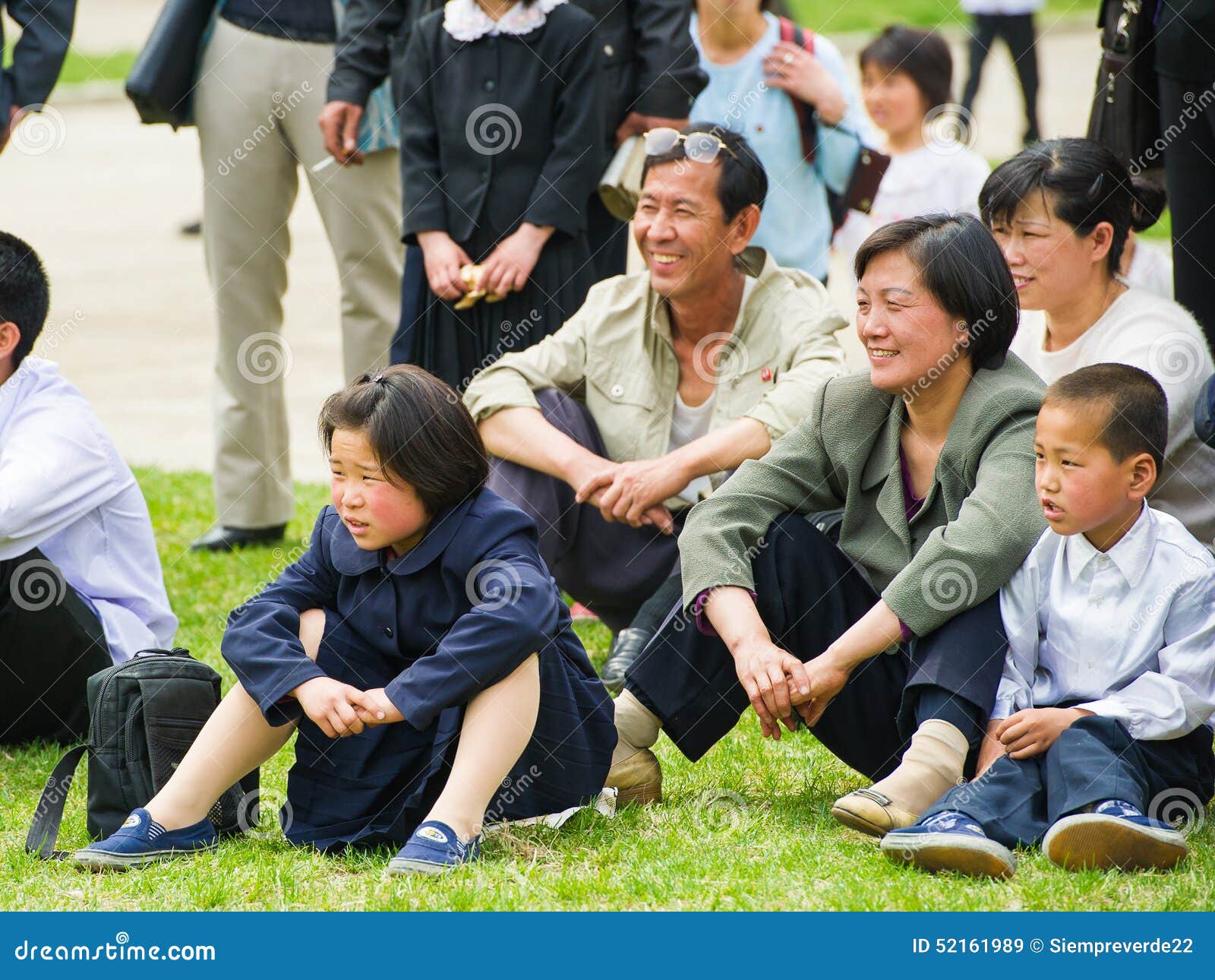 Gente en COREA DEL NORTE imagen de archivo editorial. Imagen de ...