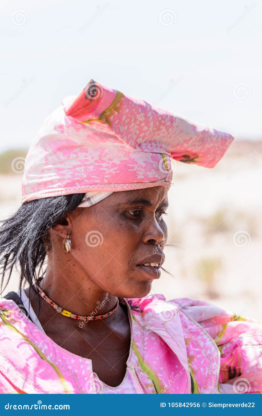 Gente en Namibia foto editorial. Imagen de gente, botswana - 105842956