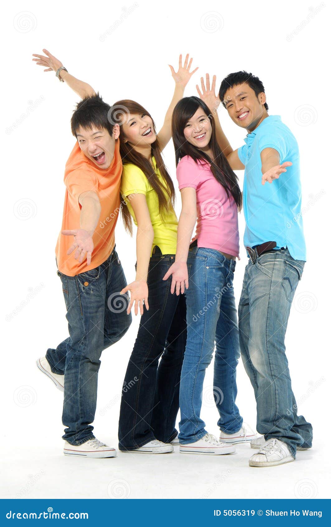 Gente joven de Asia imagen de archivo. Imagen de grupo - 5056319