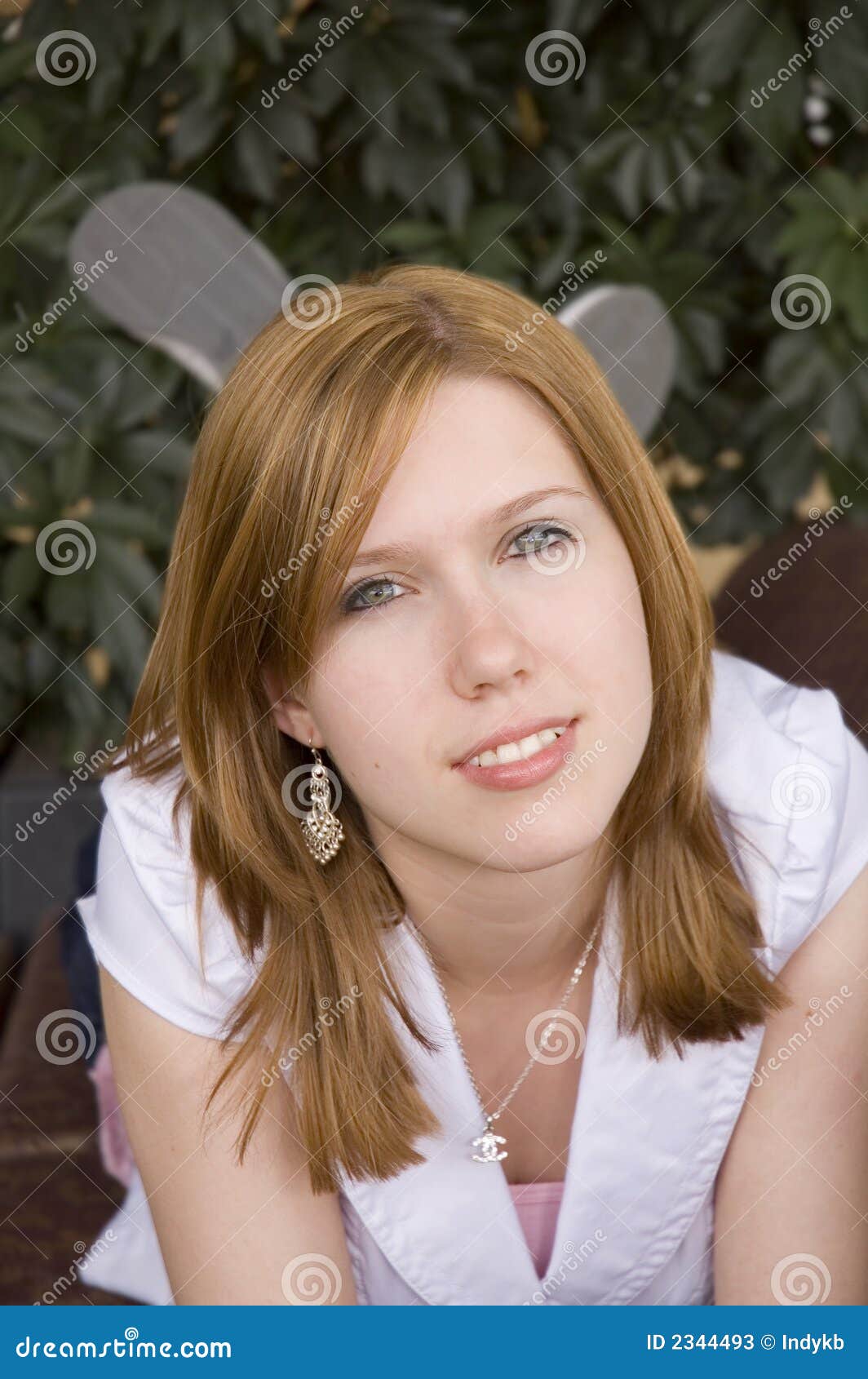 Gentille fille image stock. Image du modèle, nana, girlfriend - 2344493