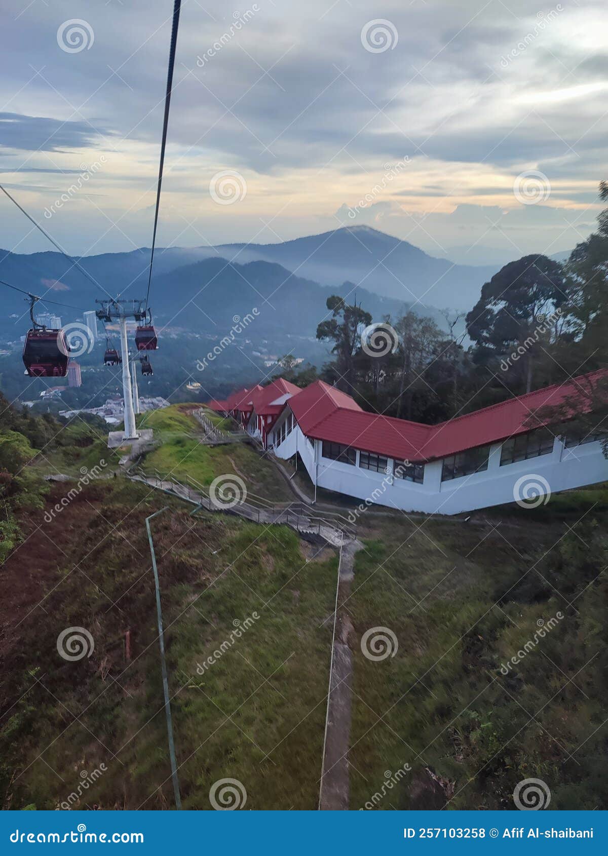 Genting Highlands Cable Car Stock Photo - Image of genting, tourism ...