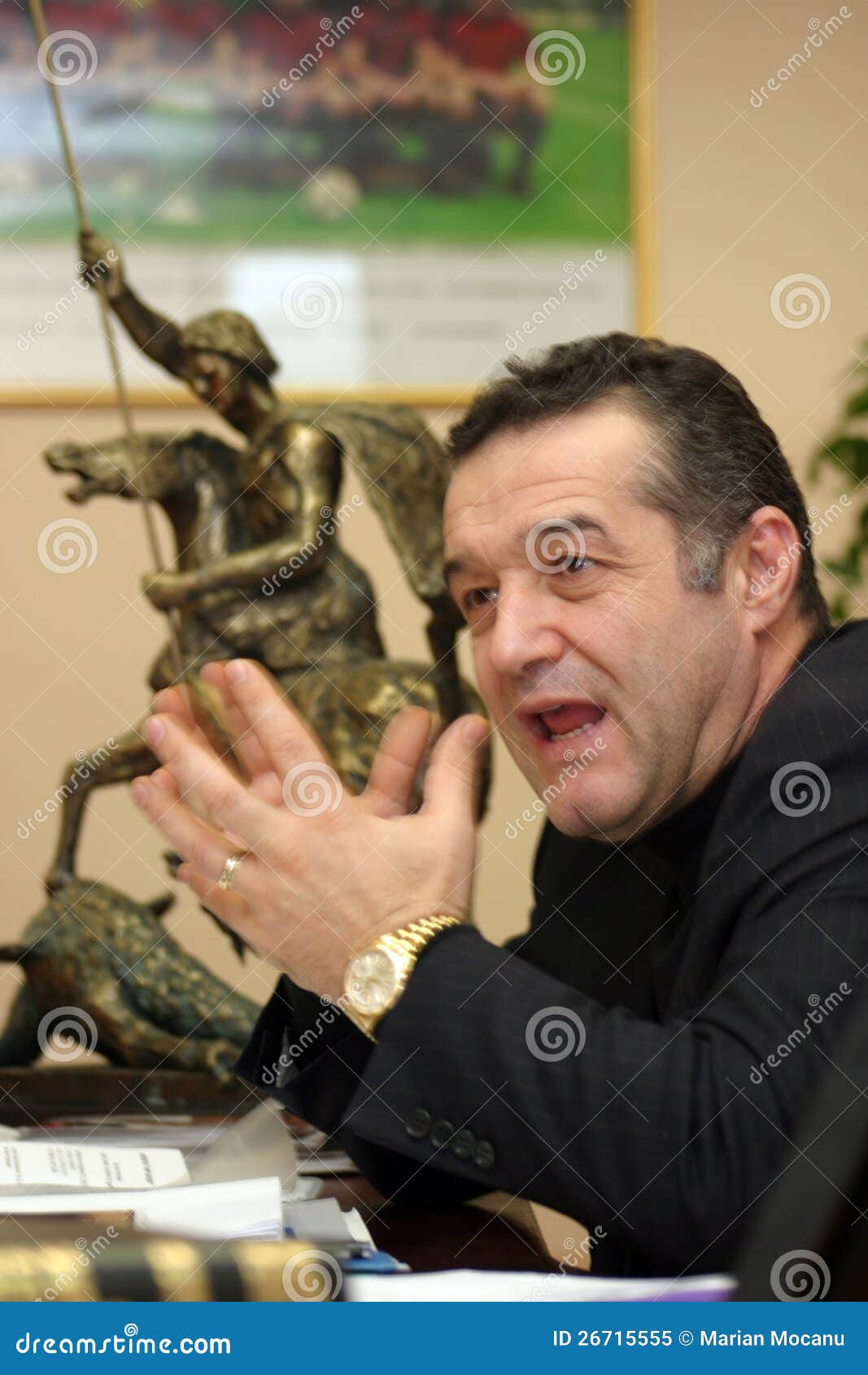 George Becali redaktionell foto. Bild av konferens, buchanan - 26715555