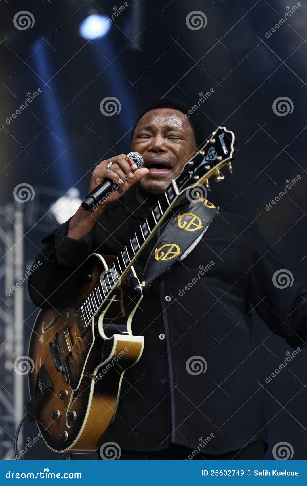 GEORGE BENSON editorial stock image. Image of live, rock - 25602749