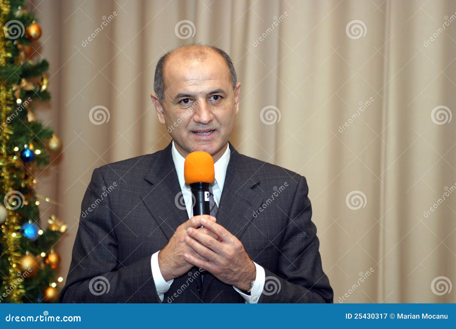 George Copos editorial photography. Image of business - 25430317