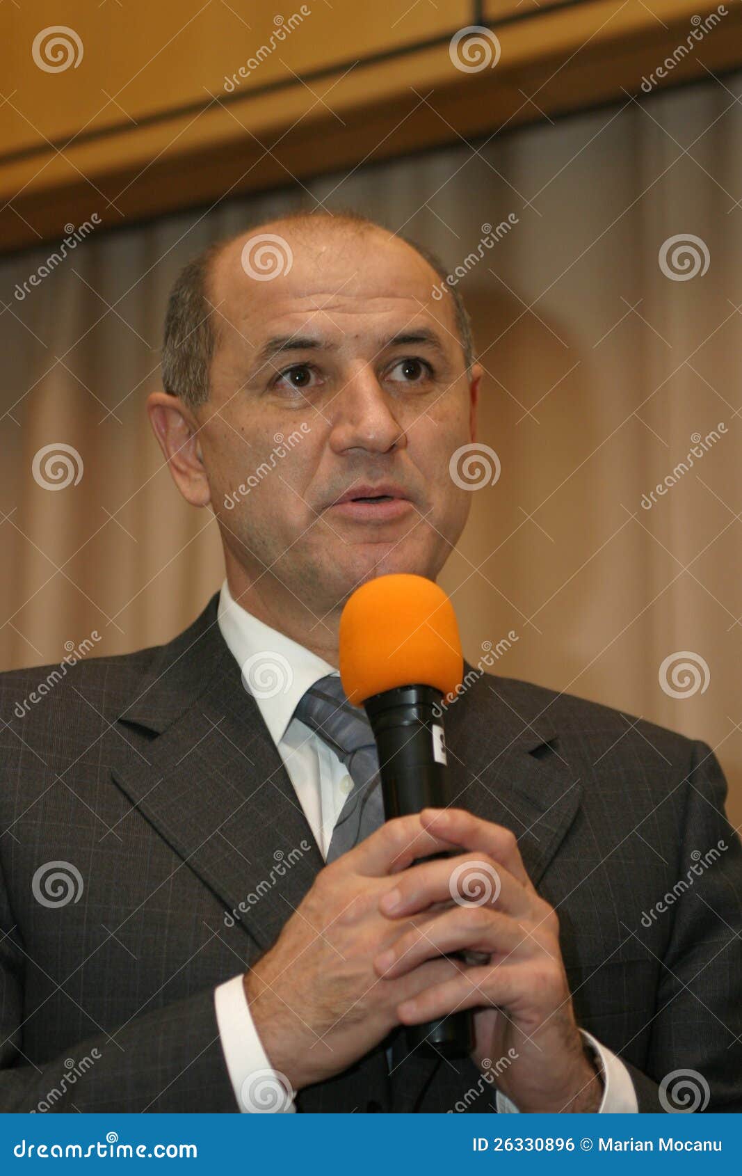 George Copos foto editorial. Imagen de balompié, rumano - 26330896