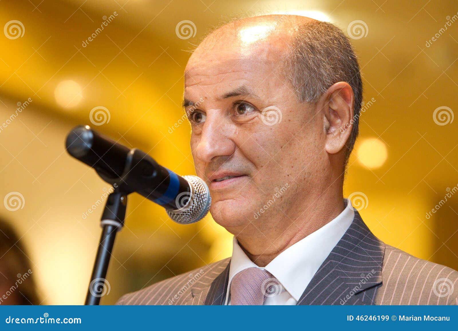 George Copos imagen de archivo editorial. Imagen de ejecutivo - 46246199