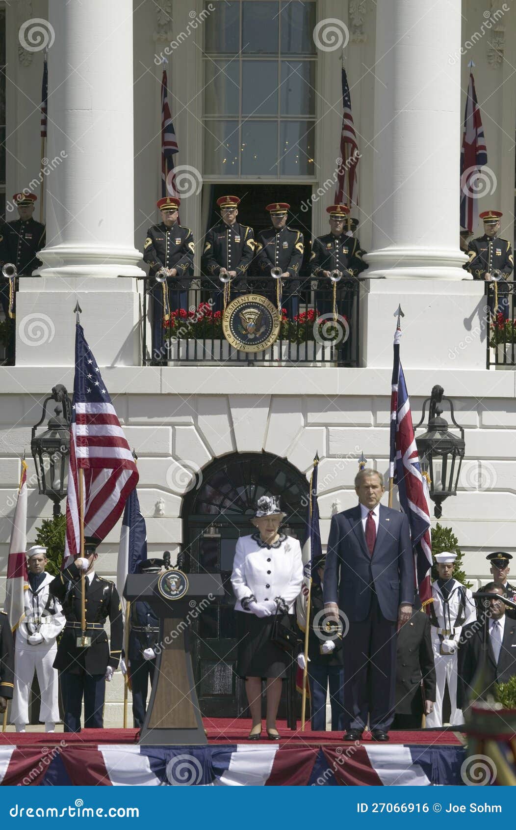 George W. Bush and Queen Elizabeth II S Editorial Photo - Image of ...