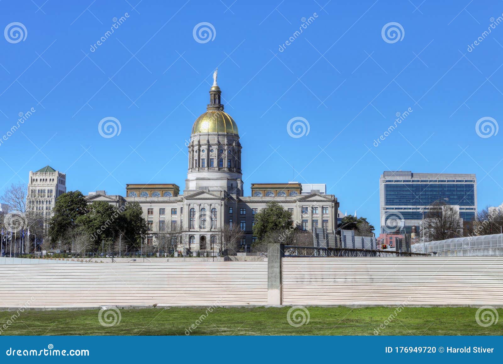 Georgia Capitol Building in Atlanta Editorial Image - Image of dome ...