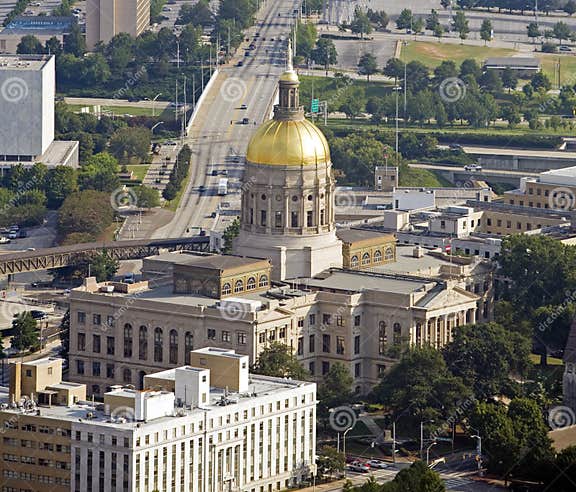 Georgia State Capitol Building Stock Image - Image of gold, legislature ...