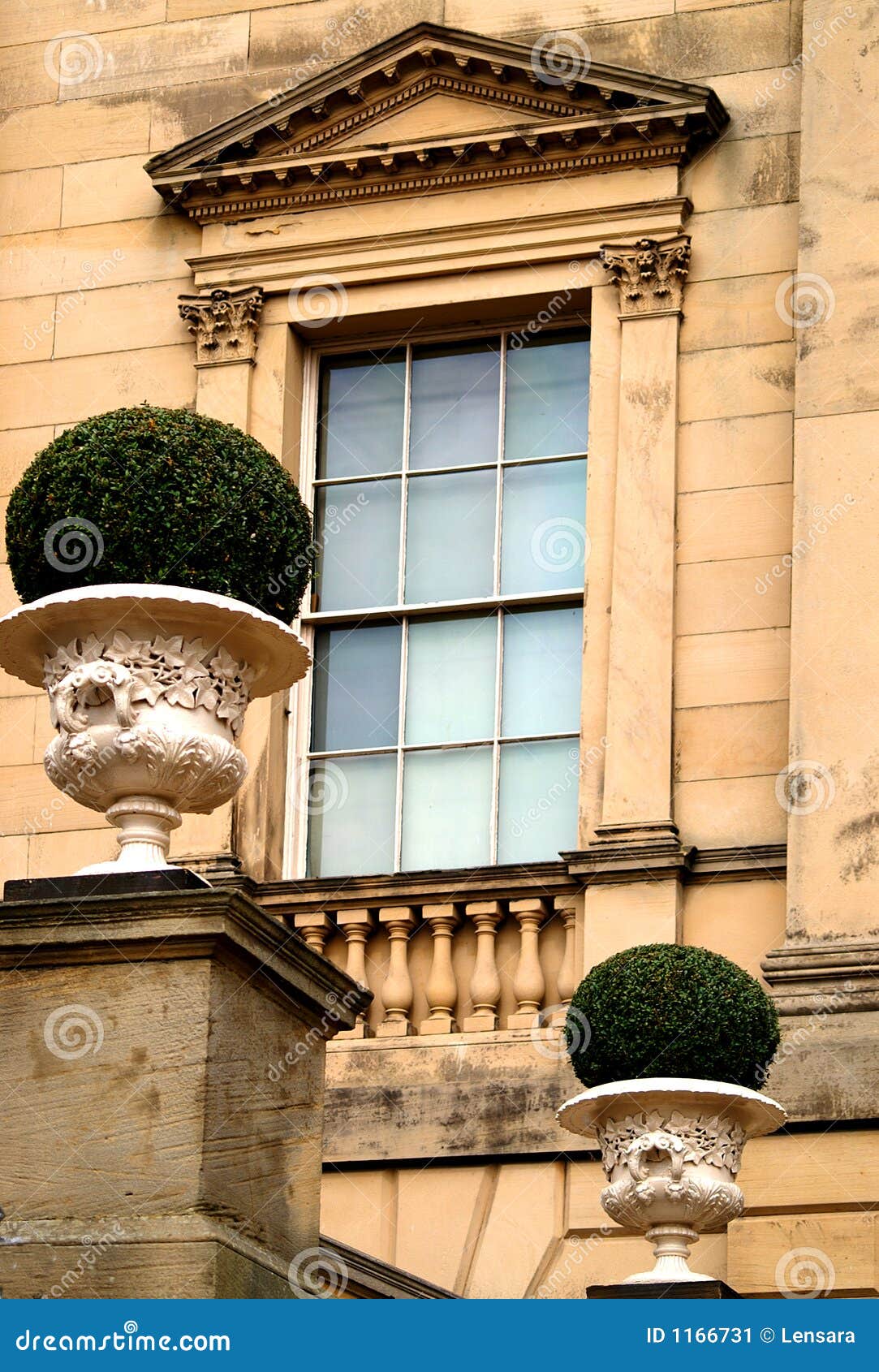 4,836 Georgian Window Stock Photos - Free & Royalty-Free Stock Photos ...