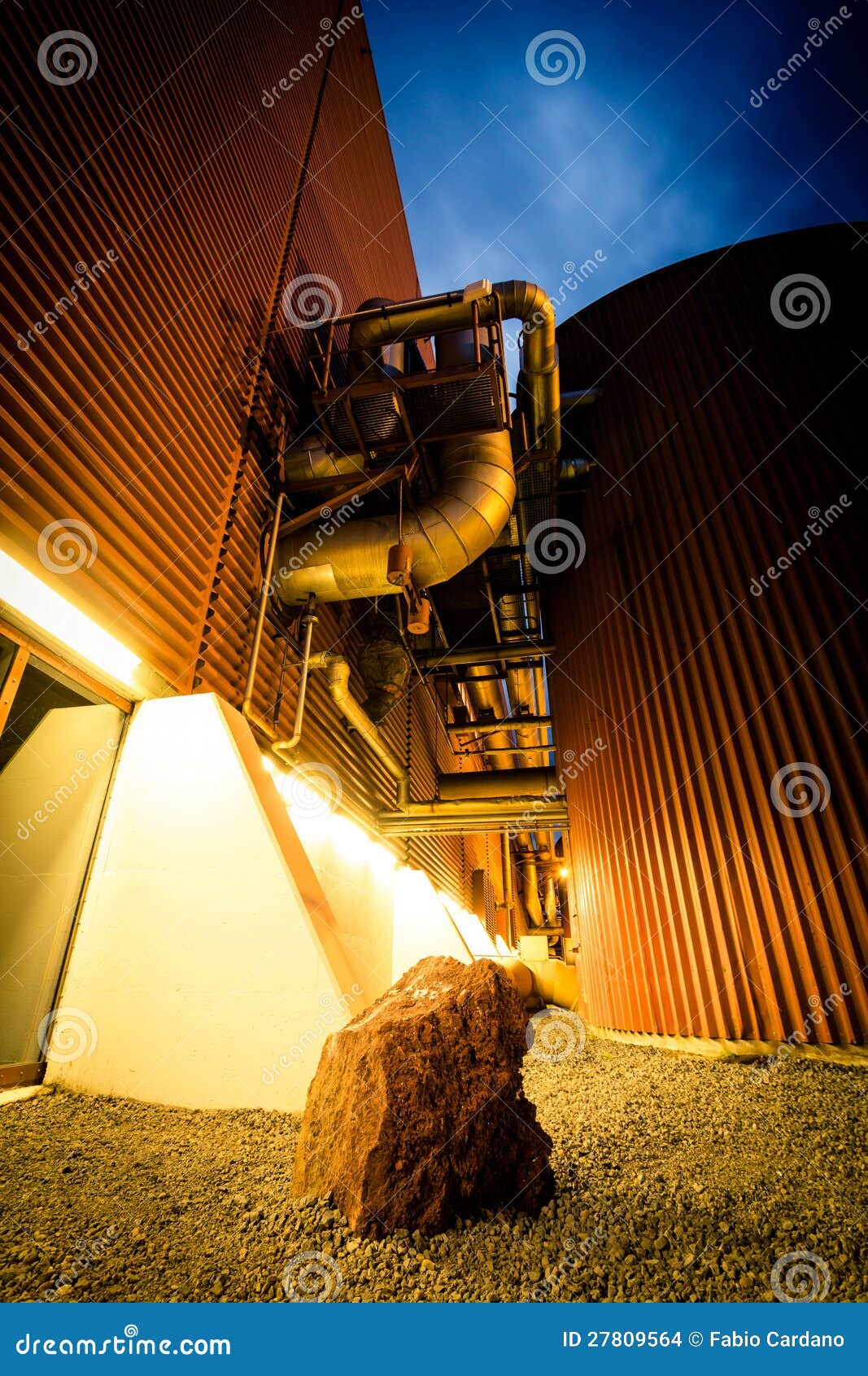 Geothermal Energy System With Heat Exchanger And Hot Water Storage Tank ...