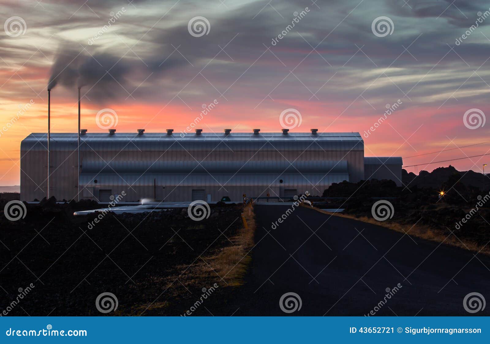 Geothermal Power Plant stock image. Image of alternative - 43652721