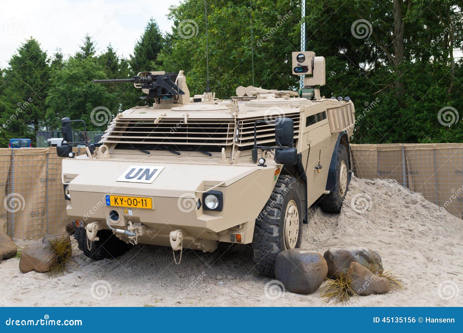 Gepantserde militaire auto redactionele foto. Image of nederland - 45135156