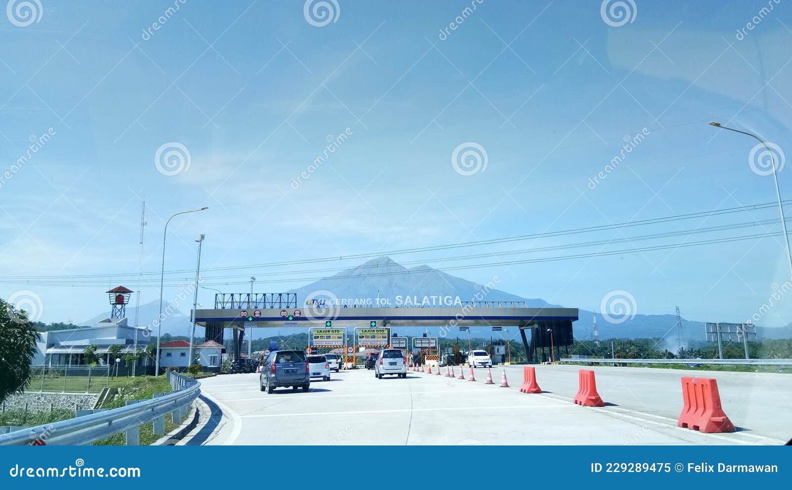 Gerbang tol salatiga imagen editorial. Imagen de peaje - 229289475