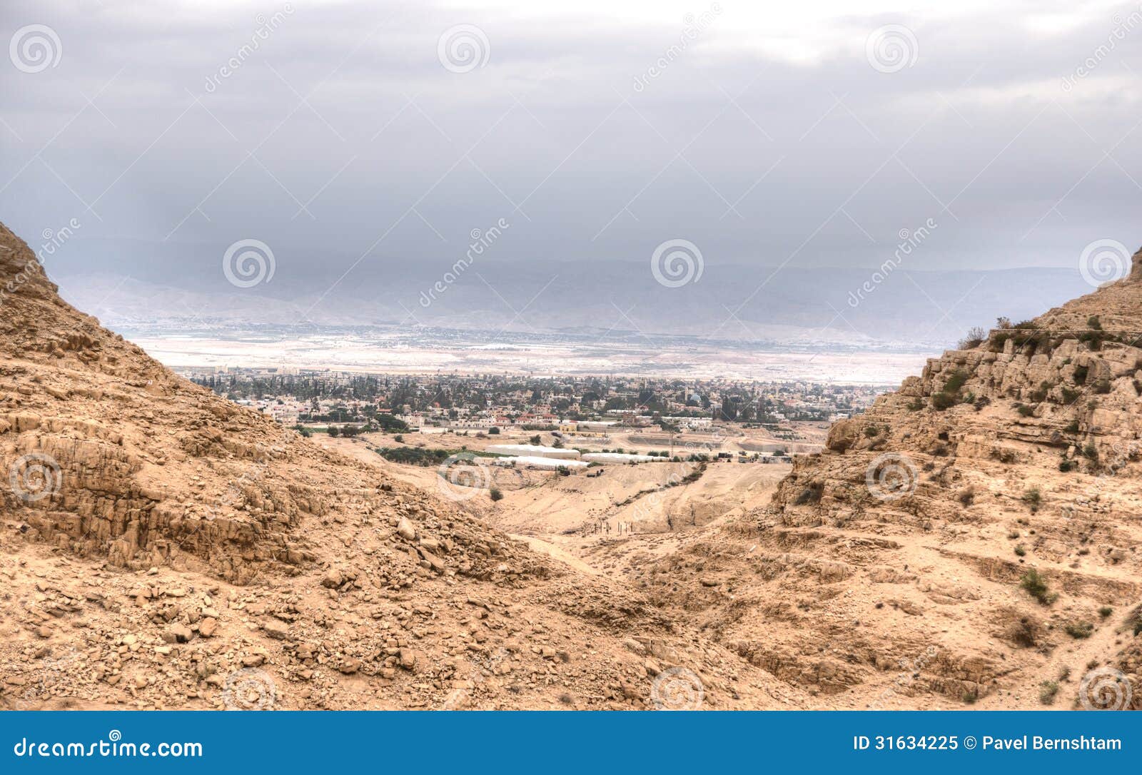 Gerico in deserto judean immagine stock. Immagine di antico - 31634225