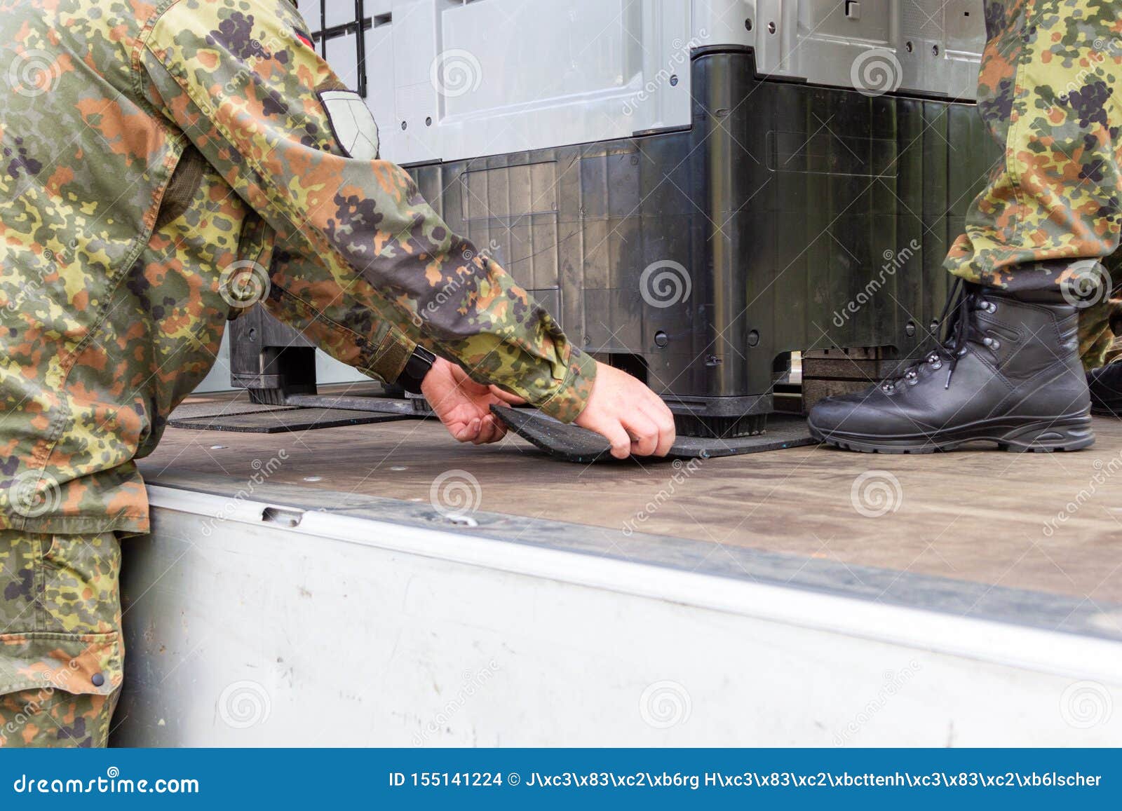 Army Soldier Lashed Cargo with Lashing Material Stock Photo - Image of ...