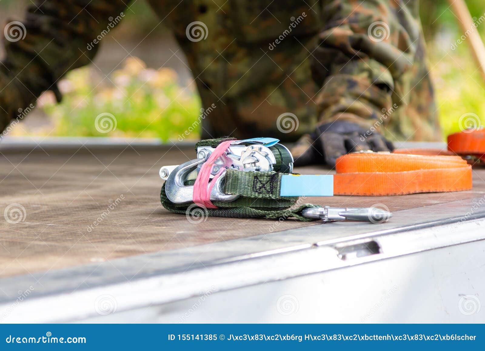 Lashing Material, Bottom Twist-locks And Turnbuckles For Securing ...