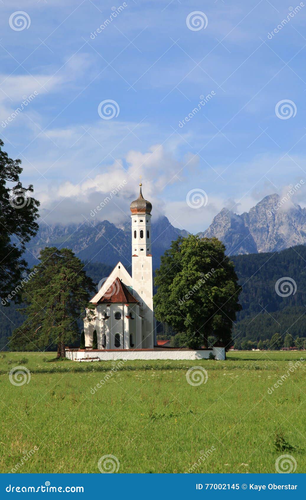 GERMAN CHAPEL NEAR NEUSCHWANSTEIN CASTLE Stock Image - Image of munich ...