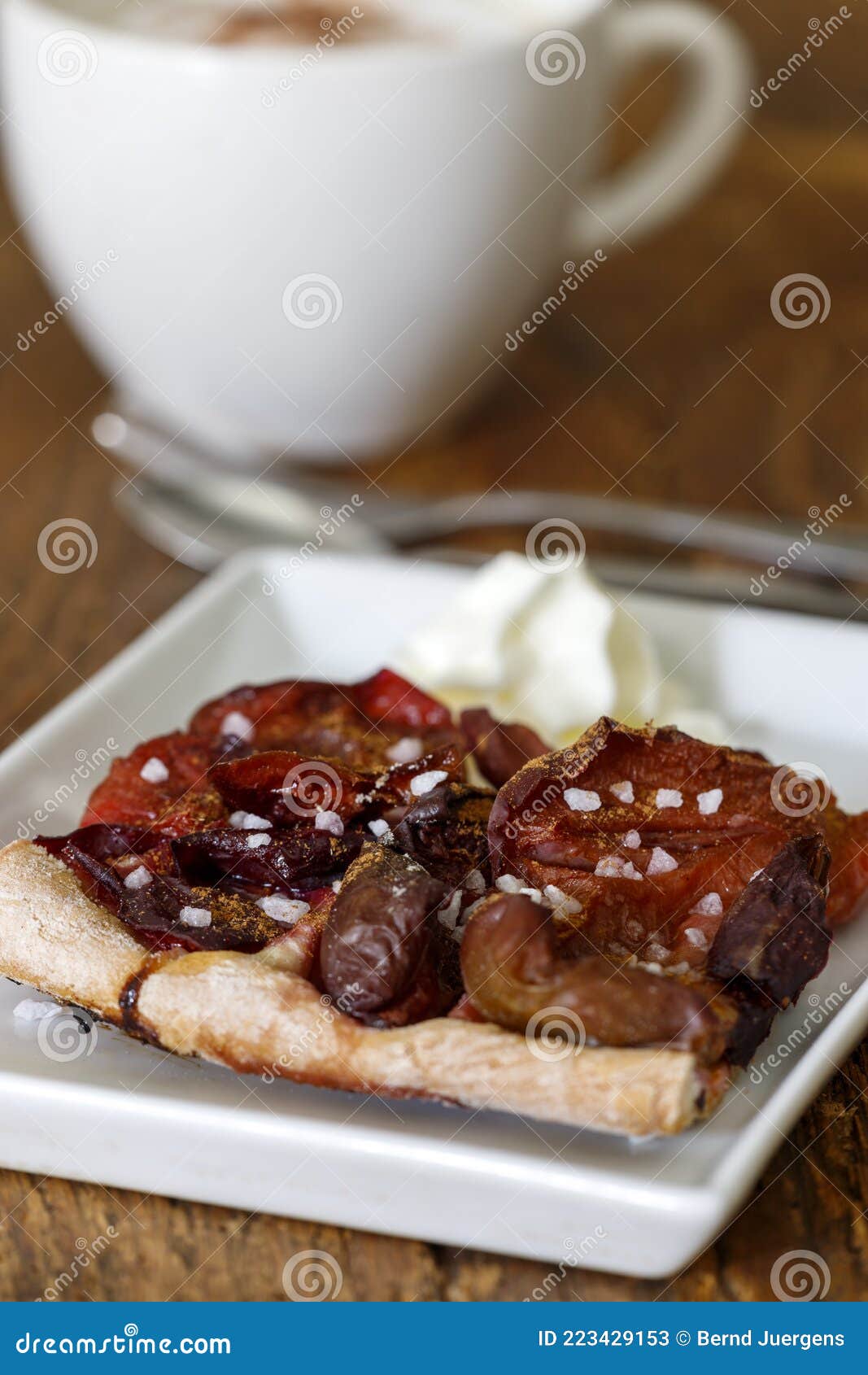 German datschi stock image. Image of coffee, herbst - 223429153