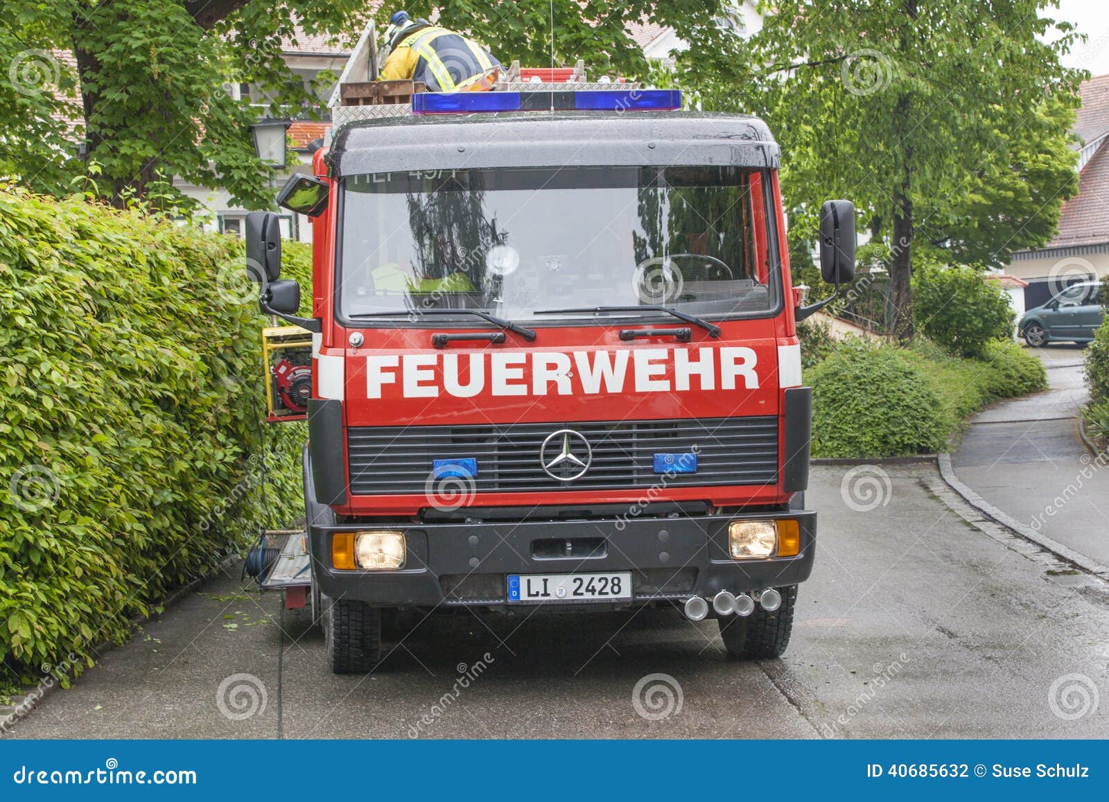 German Fire Engine editorial photography. Image of rescue - 40685632