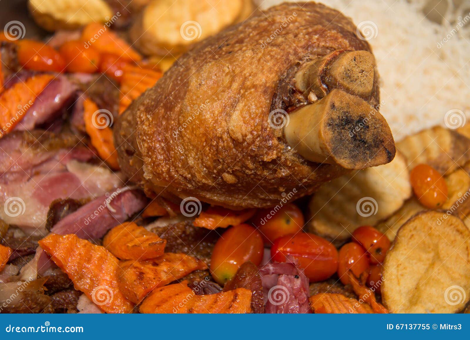 German Fried Pork Leg in Dish Stock Image - Image of baked, delicious ...