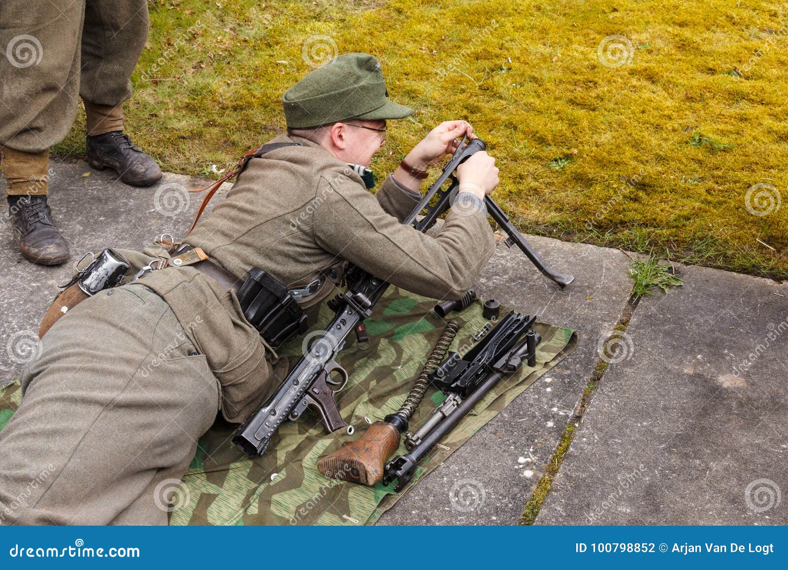 Soldier With Machine Gun With National Flag Of Egypt Stock Photography ...