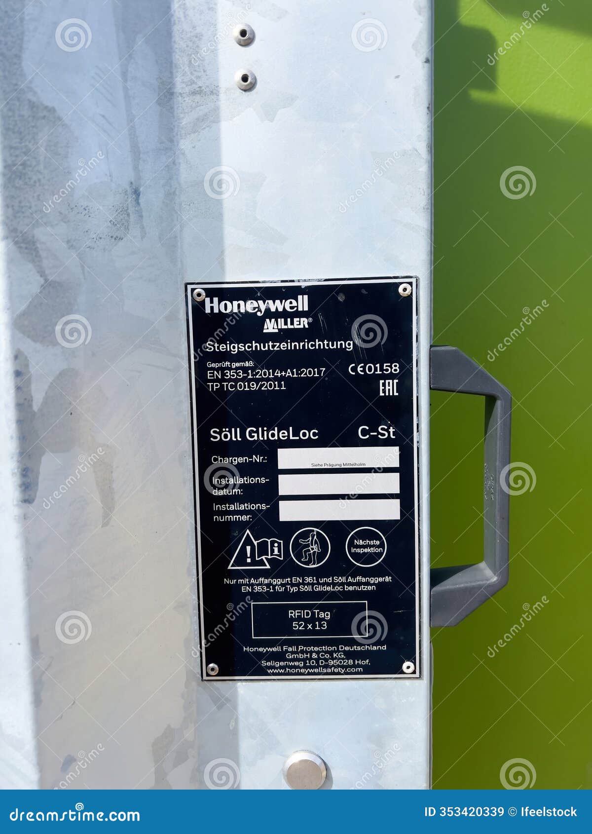 Honeywell Miller Fall Protection Device: Design and Functionalit ...