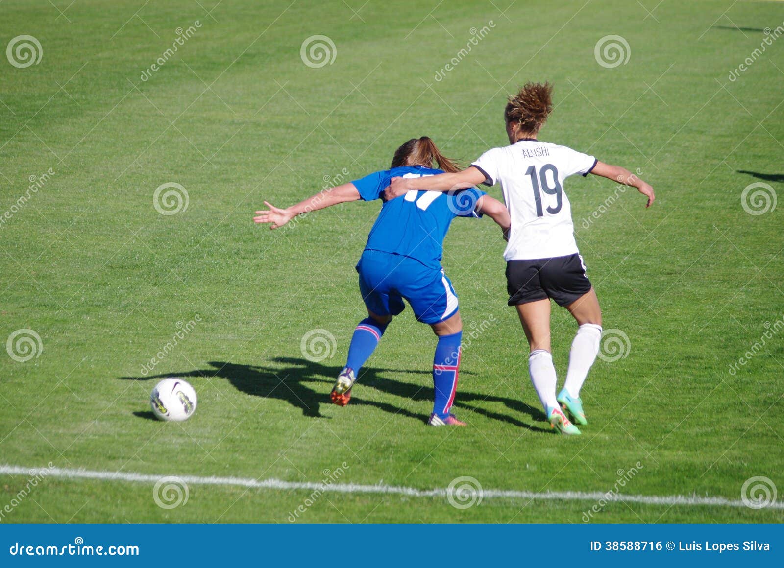 Germany vs Iceland editorial photo. Image of soccer, players - 38588716