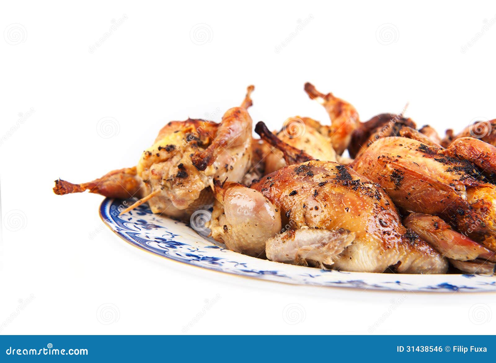 Geroosterde kwartels stock foto. Image of guinee, gastronomisch - 31438546