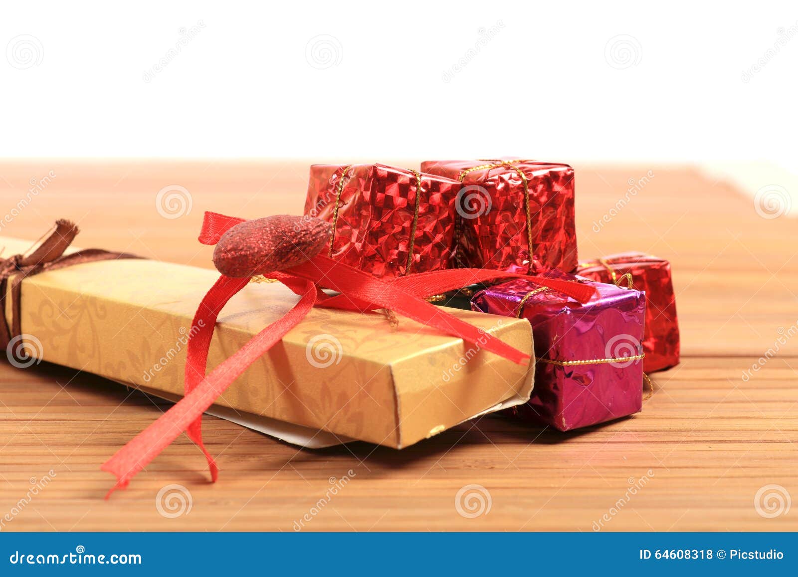 Geschenk Boxes stockfoto. Bild von kästen, kasten, karte - 64608318