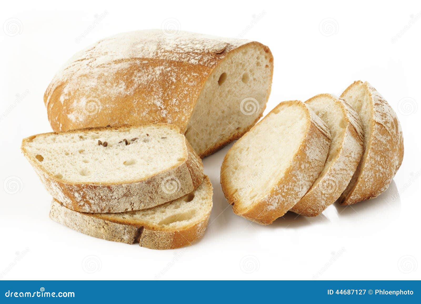 Geschnittenes Rustikales Brot Stockbild - Bild von frisch, nahrhaft ...