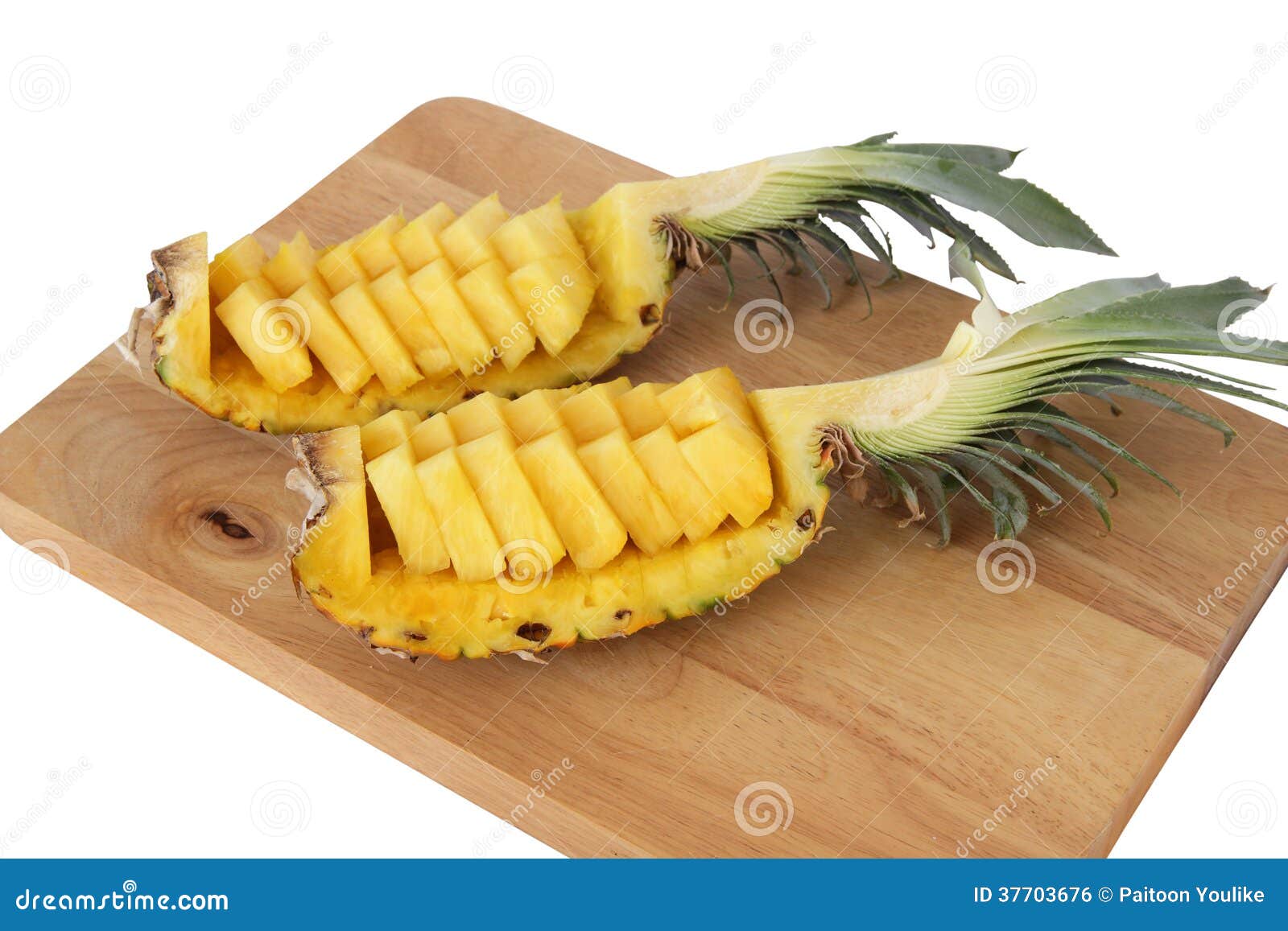 Gesneden ananas stock foto. Image of voorwerp, kubus - 37703676