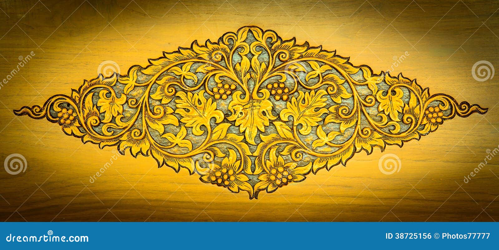 Gesneden patroon van hout stock foto. Image of retro - 38725156