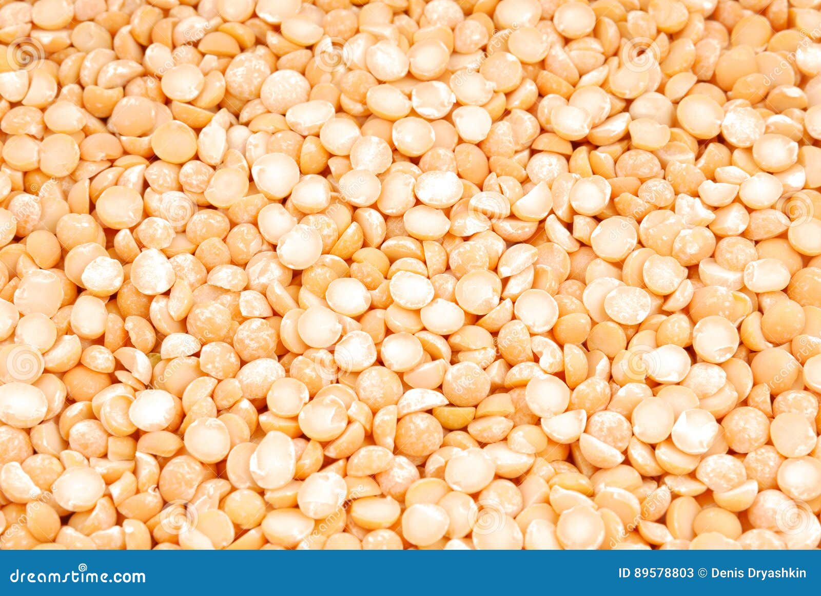 Gespleten gele erwten stock afbeelding. Image of groep - 89578803