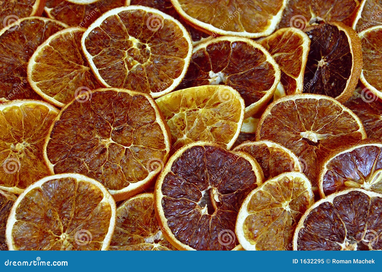 Getrocknete Orangen stockbild. Bild von struktur, orange - 1632295