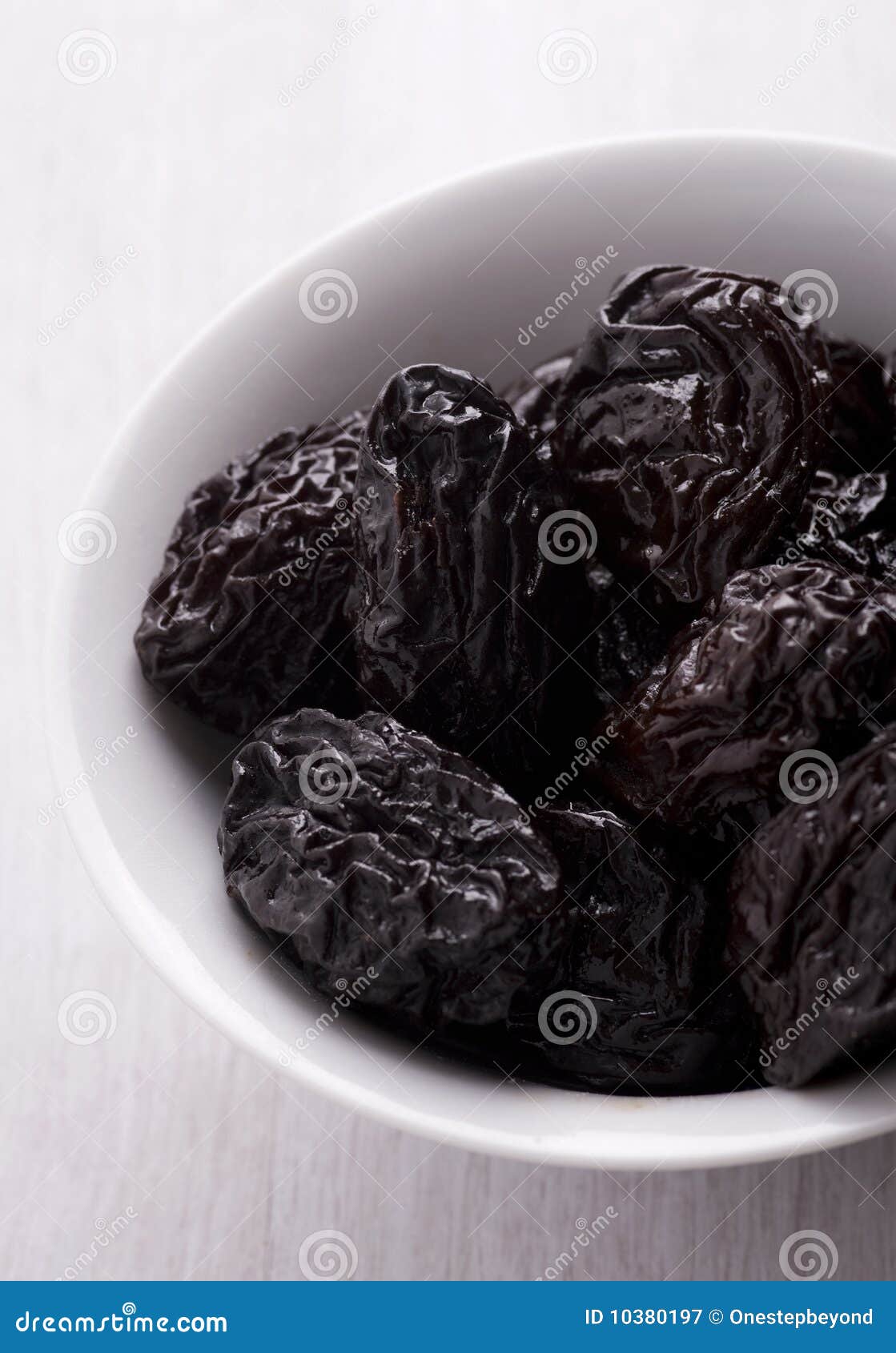 Getrocknete Pflaumen stockbild. Bild von mittelmeer, getrocknet - 10380197