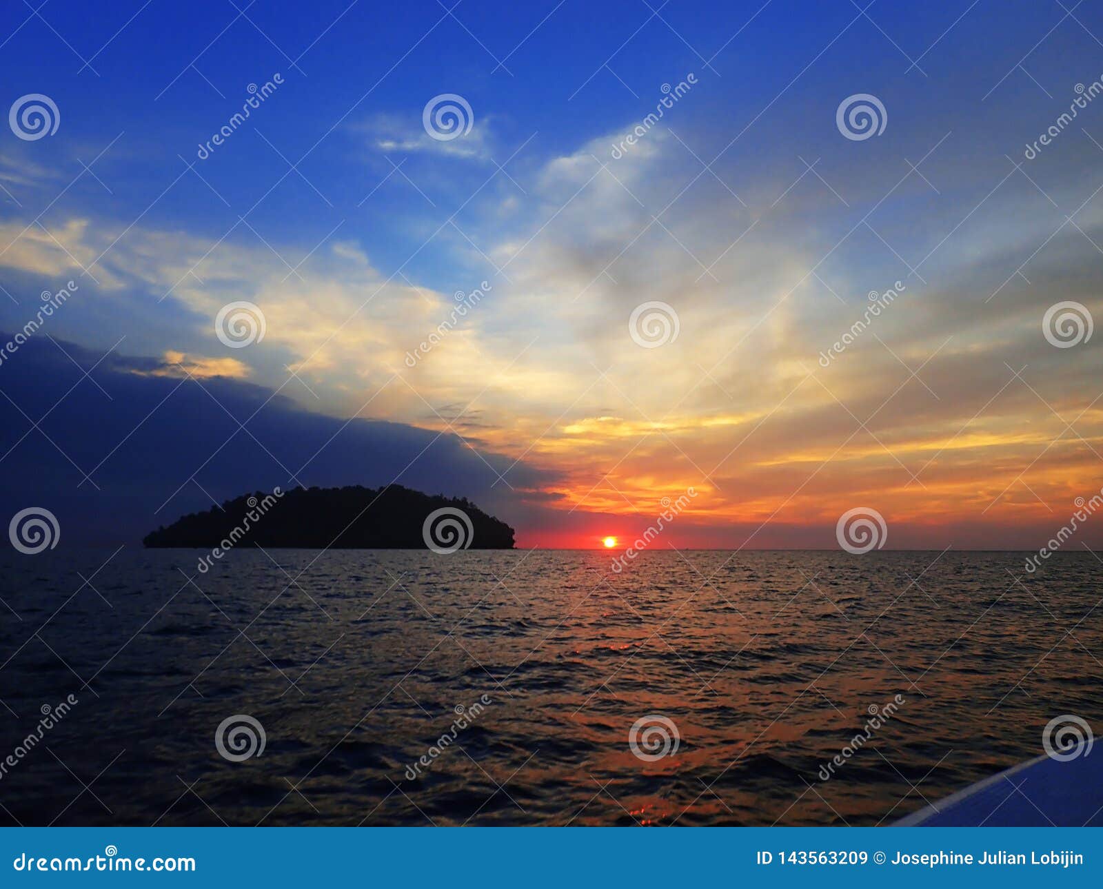 Getting Ready for an Adventure of Night Dive with Beautiful Sunset View ...